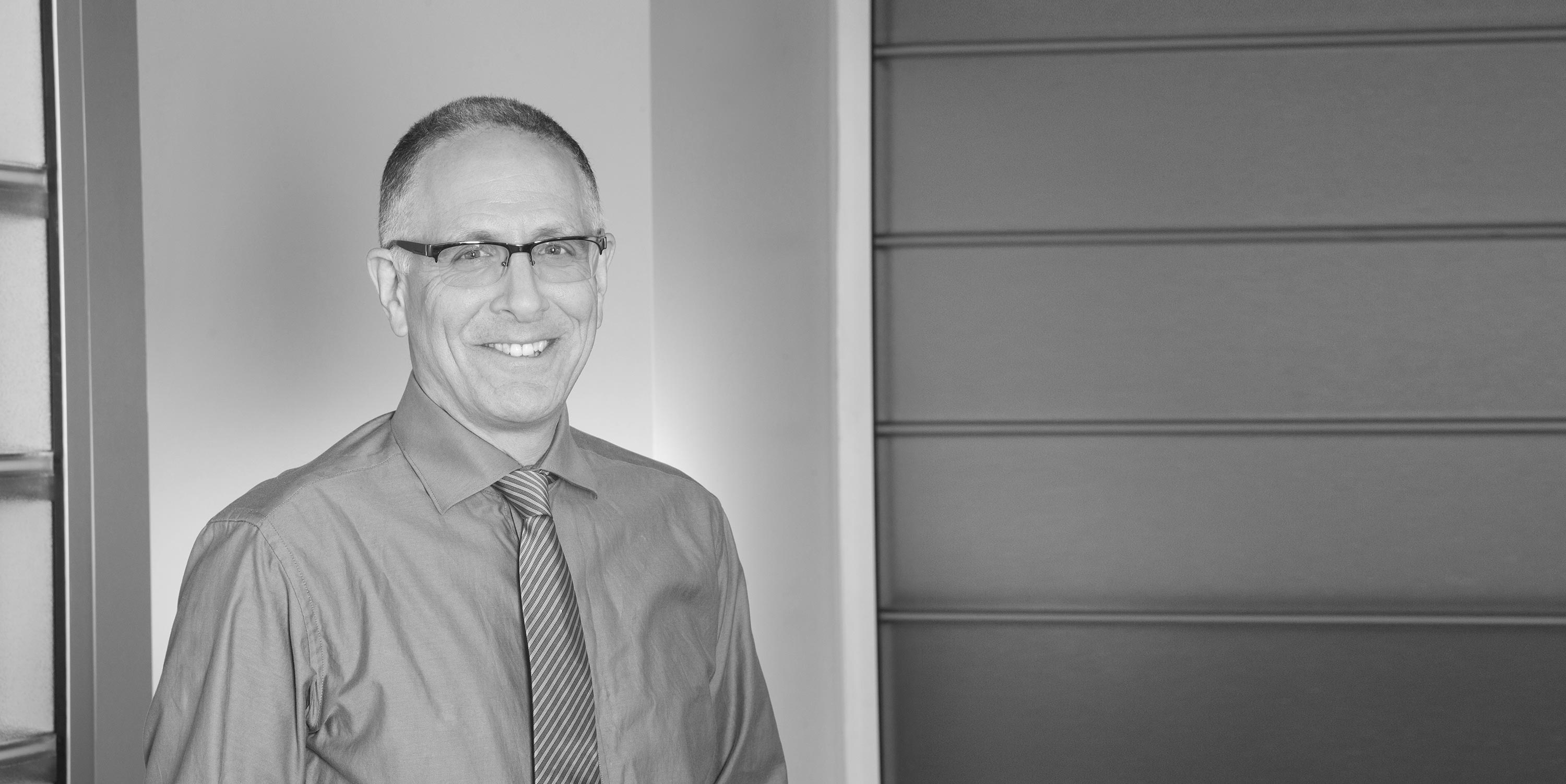 Daniel Glazer - DRA Architects