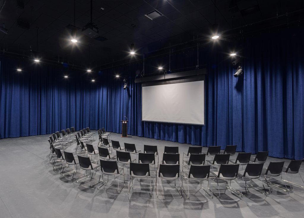 Putnam High School Black Box Theater - DRA Architects